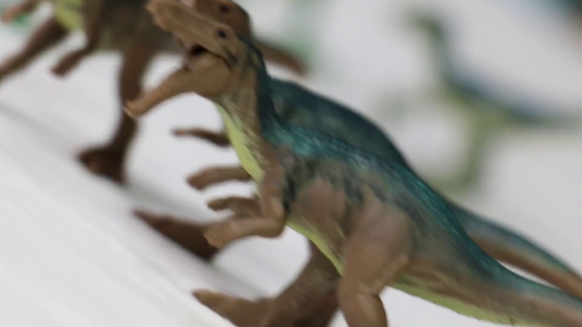 24 mini meglepetés dínók figurát, chris pratt, dinoszaurusz, disney - Videa